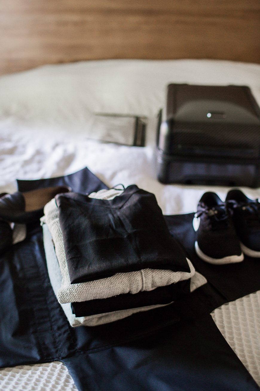 How I Pack My Suitcase - Hej Doll | Simple modern living by Jessica Doll.