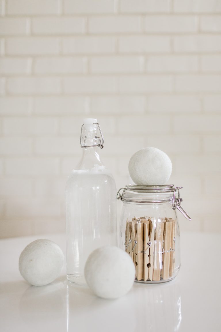 Pretty Cleaning Supplies - Hej Doll | Simple modern living by Jessica Doll.