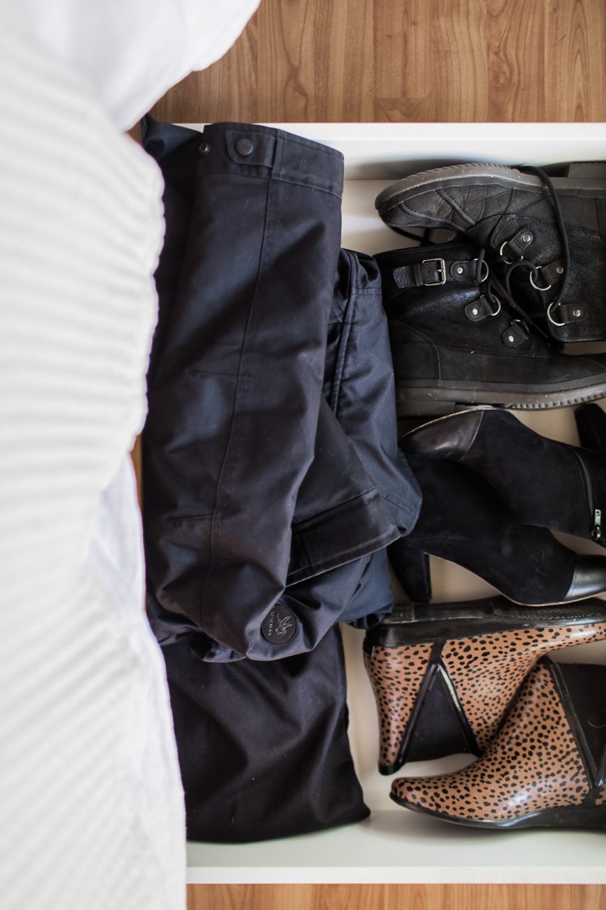 How To Store Out Of Season Clothing - Hej Doll | Simple modern living ...