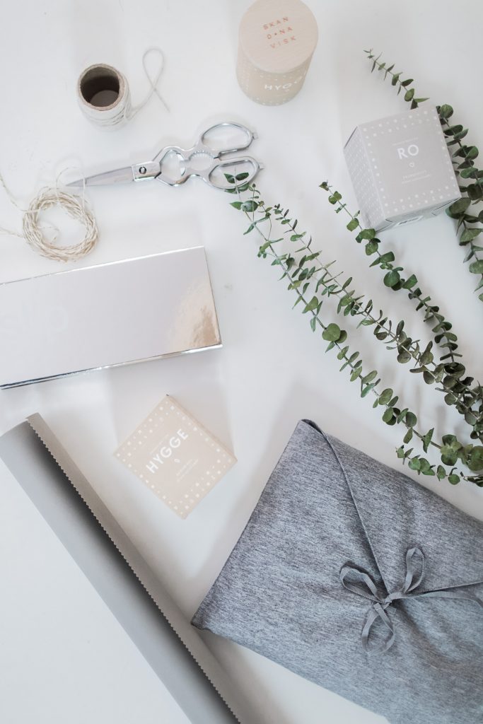 50 Gifts for Everyone - Hej Doll | Simple modern living by Jessica Doll.